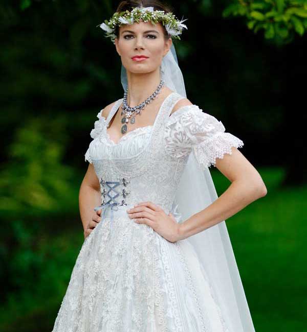 Das Hochzeitsdirndl - heiraten in Tracht - weddix